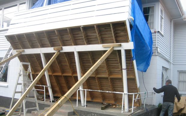 Deck Safety 101 - Casey, Devoti & Brockland